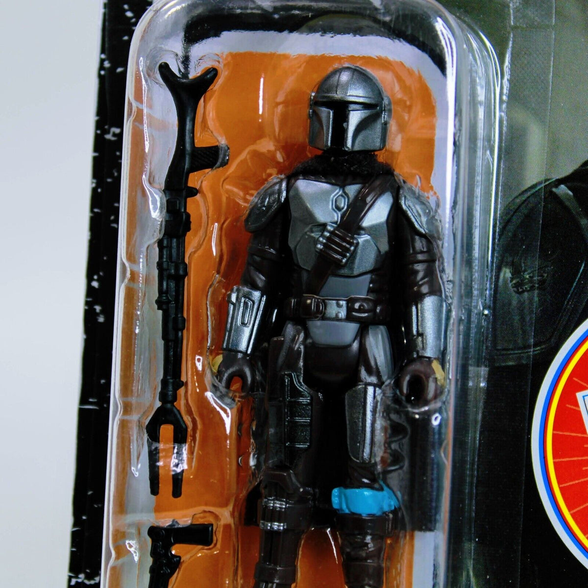 Star Wars Retro Collection The Mandalorian w/ Beskar Armor 3.75" Actio ...