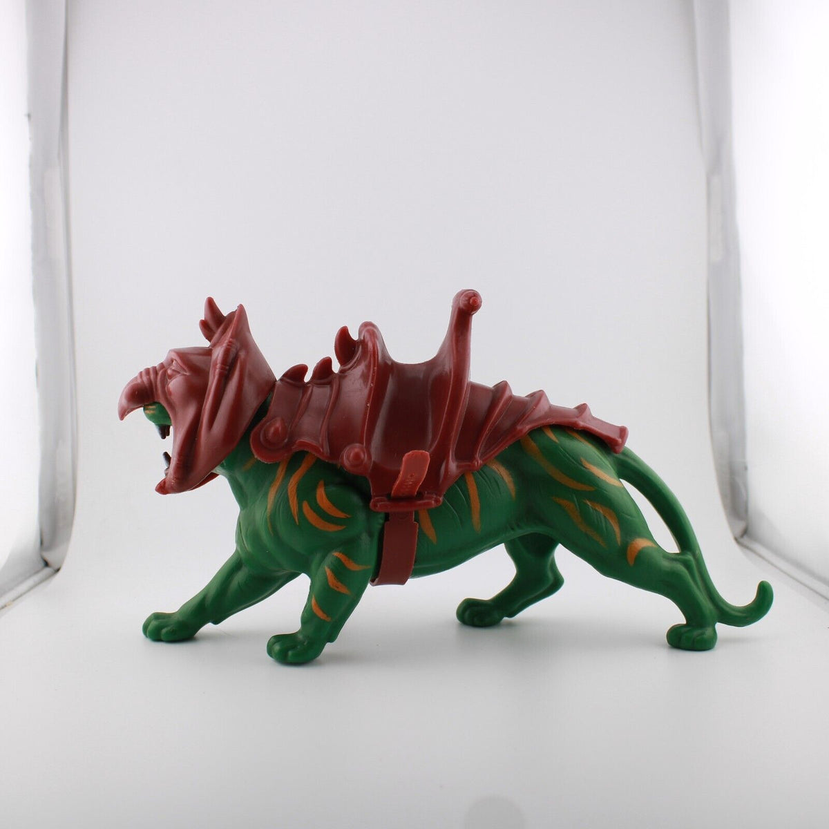 Cringer w/ armor / saddle MOTU action figures toy Mattel He-Man Vintag ...