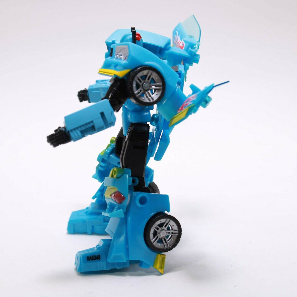 Transformers Thrilling 30 Autobot Nightbeat - IDW Generations Figure C ...